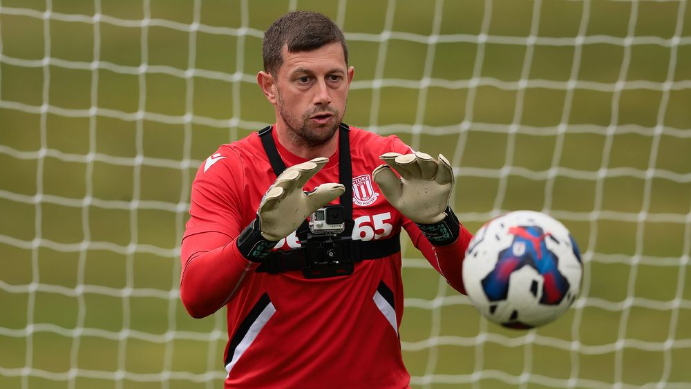 Stoke City FC - Inside goalkeeper training