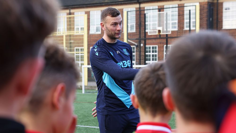 Stoke City FC - Star students surprised with Club Captain visit