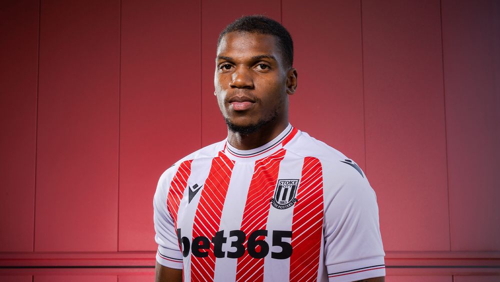 Stoke City FC - Neil secures Sterling loan