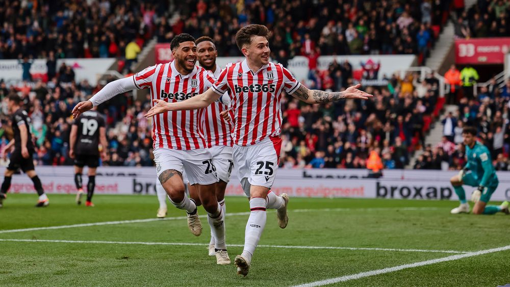 Stoke City FC - Potters end campaign with emphatic win