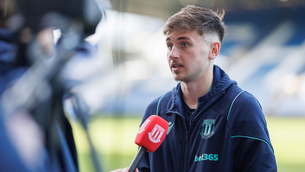 Stoke City FC - Cundle: Great feeling to celebrate with magnificent support