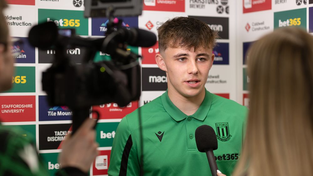 Stoke City FC - Sparrow's debut delight