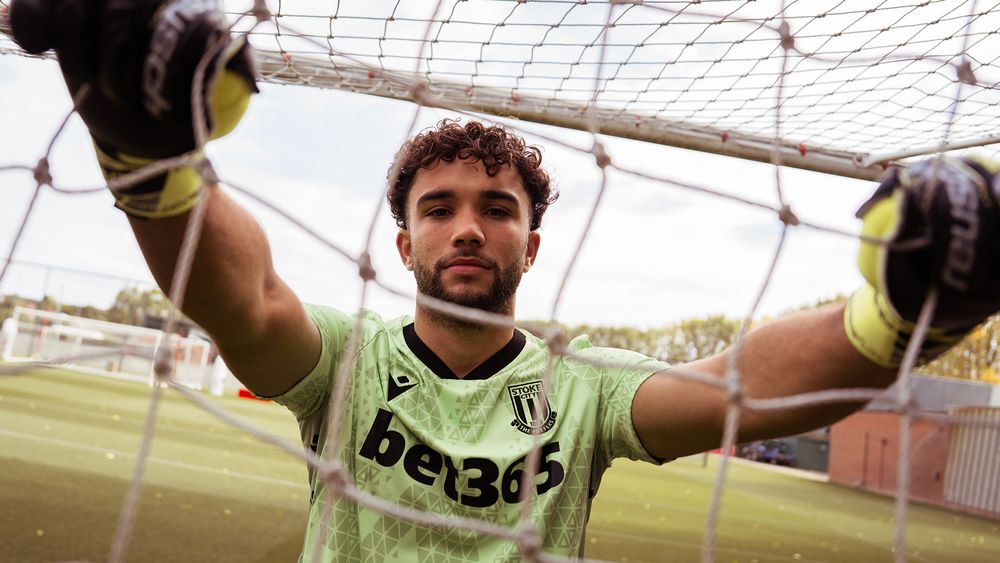 Stoke City FC - Potters sign England U19 goalkeeper True Grant